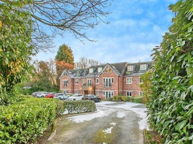 Norden Lodge, Clay Lane, 2 Bedroom Flat