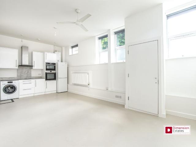 Norfolk Avenue, South Tottenham, Harringey, London N15, 2 bed flat to rent, £2,300 pcm | PrimeLocation