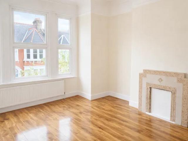 Norfolk House Road, Streatham, Property for rent