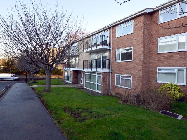 Norfolk Park Drive, Sheffield S2, 2 bed flat to rent, £800 pcm | PrimeLocation