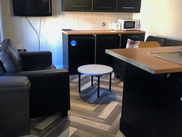 Norfolk Park Road, Sheffield S2, Room to rent, £400 pcm | PrimeLocation