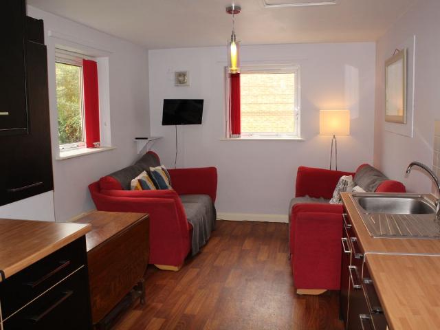 Norfolk Park Road, Sheffield S2, Room to rent, £410 pcm | PrimeLocation