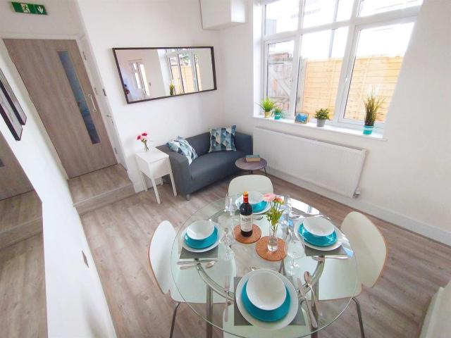 Norfolk Road, Erdington, Birmingham B23, Room to rent, £650 pcm | PrimeLocation
