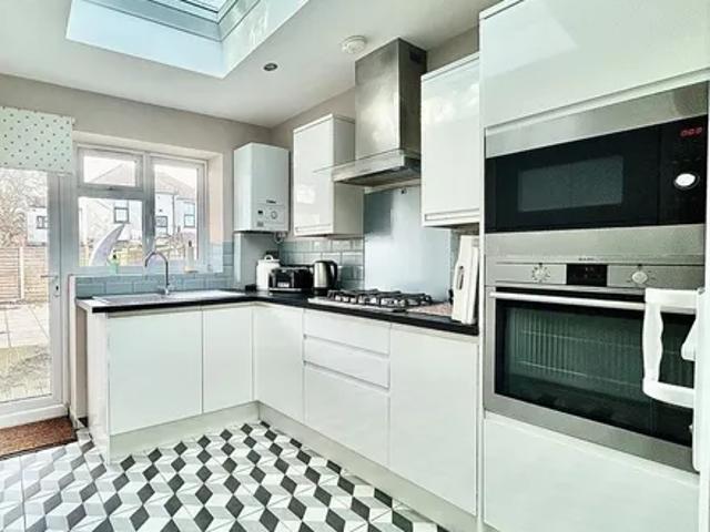 Norfolk Road, London, IG3 8LH, United Kingdom | 2 bed house for rent #167786243 | Rentberry