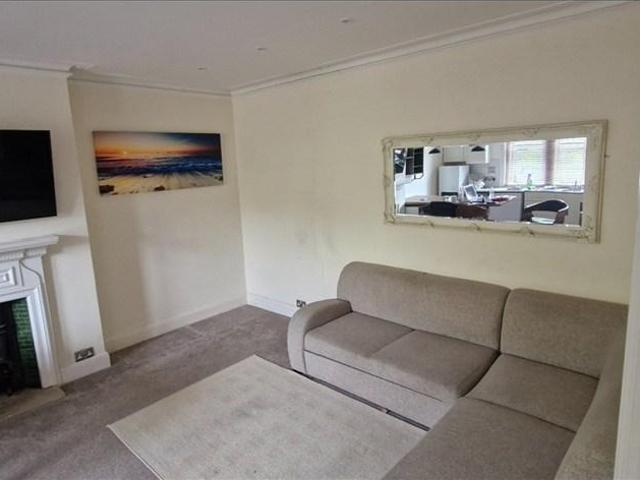 Norfolk Road, Littlehampton, BN17 1 bed flat to rent £1,000 pcm £231 pw