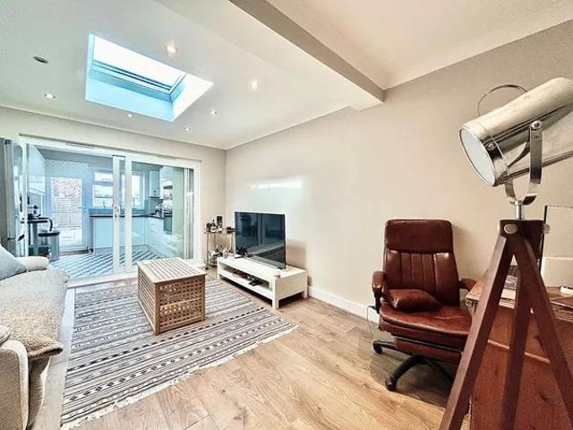 Norfolk Road, Seven Kings IG3, Property for rent