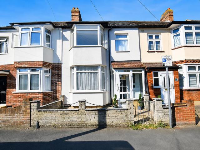 Norfolk Road, Romford RM7, 3 bed terraced house to rent, £2,100 pcm | PrimeLocation