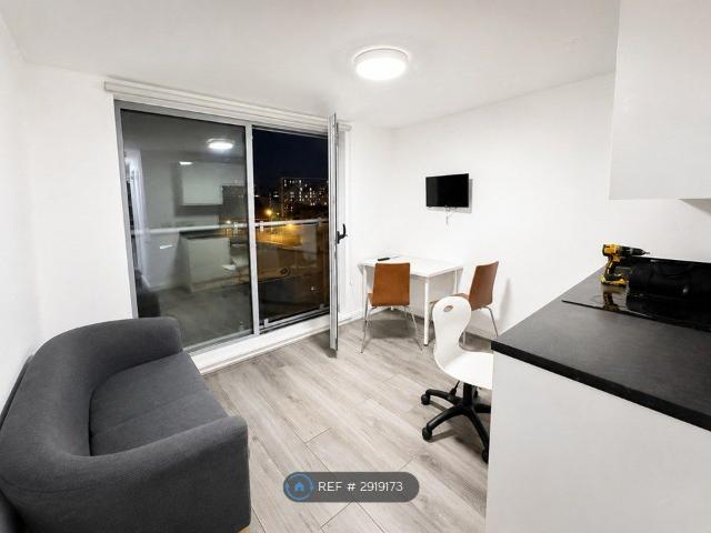 Norfolk St, Liverpool L1, Studio to rent, £775 pcm | PrimeLocation