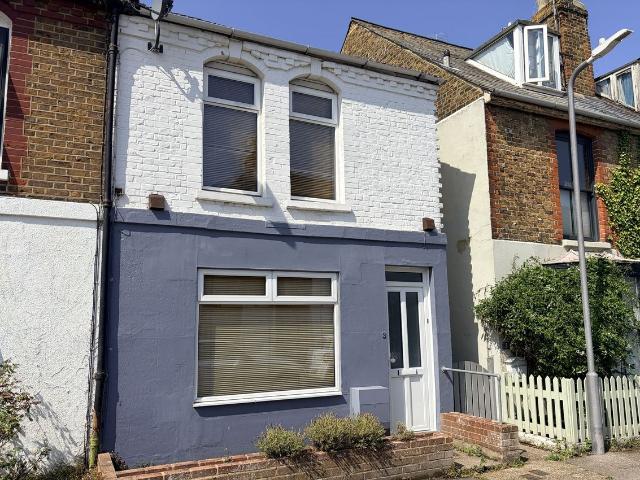 Norfolk Street, Whitstable CT5, 2 bed property to rent, £1,350 pcm | PrimeLocation
