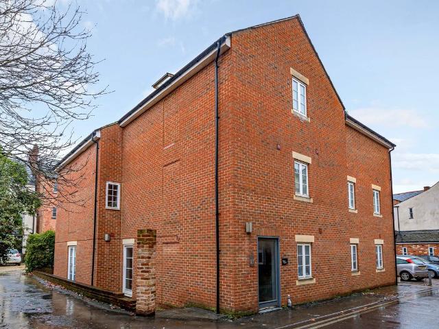 Norfolk Street, Gloucester GL1, 1 bed flat to rent, £900 pcm | PrimeLocation
