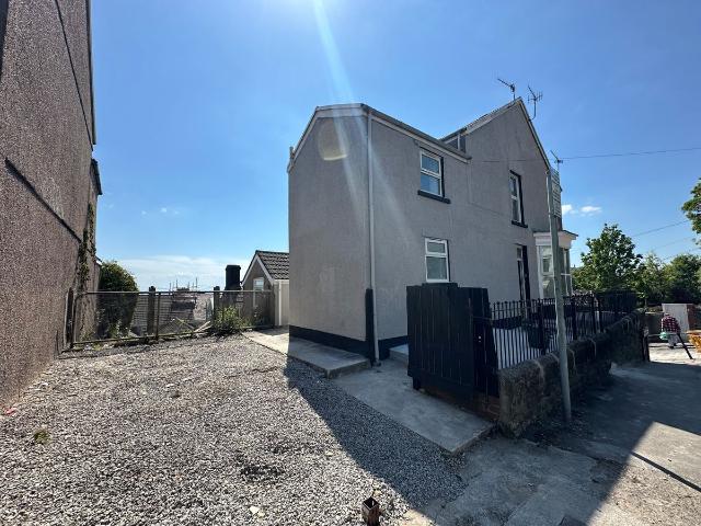 Norfolk Street, Swansea SA1, 1 bed flat to rent, £750 pcm | PrimeLocation
