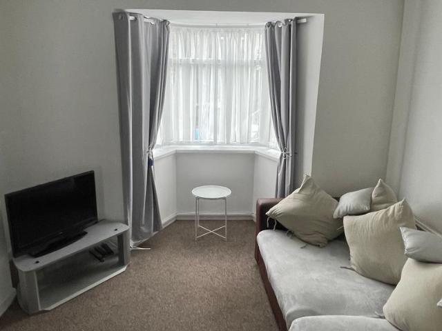 Norfolk Street, Swansea, SA1 3 bed terraced house to rent £1,470 pcm £339 pw