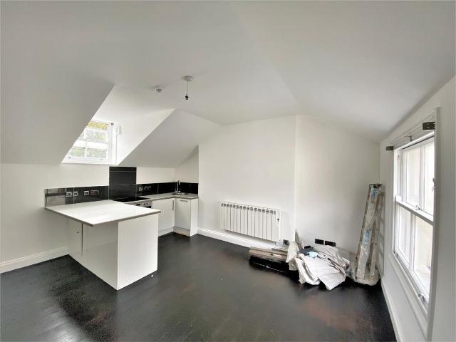 Norfolk Terrace, Brighton BN1, 1 bed flat to rent, £1,375 pcm | PrimeLocation