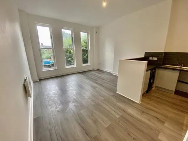 Normanton Manor, L17 4JL