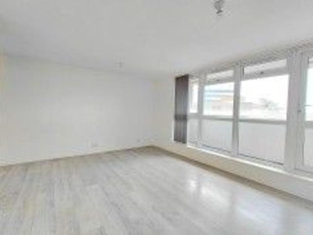 Norman Court, Finchley, London N3, 2 bed flat to rent, £2,300 pcm | PrimeLocation