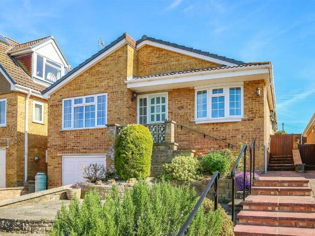 Norman Close, Bridport, Dorset DT6, 3 bed detached bungalow to rent, £1,350 pcm | PrimeLocation