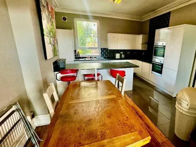 Norman Road, Victoria Park, Manchester, M14 5LE, United Kingdom | 10 bed townhouse for rent #131711945 | Rentberry