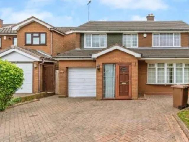 Norman Road, Aldridge, WS5 3QS, United Kingdom | 4 bed house for rent #167387729 | Rentberry