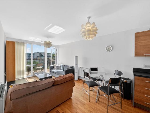 Norman Road, London SE10, 2 bed flat to rent, £2,100 pcm | PrimeLocation