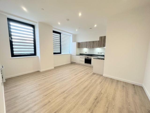 Normandy House, Alencon Link RG21, 2 bed flat to rent, £1,480 pcm | PrimeLocation