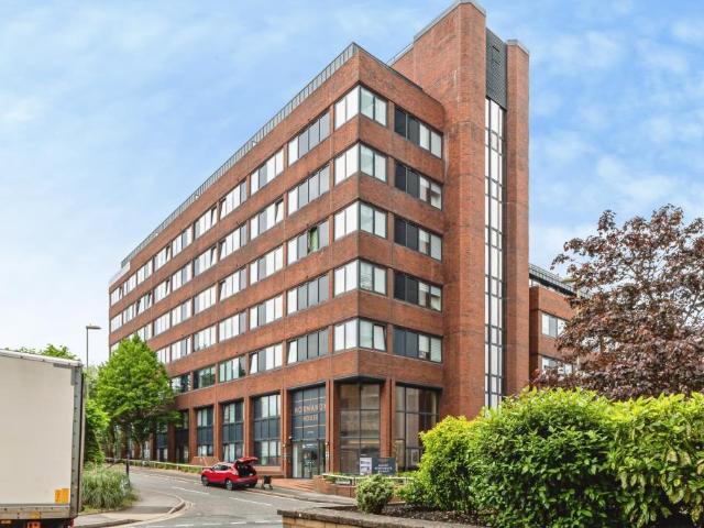 Normandy House, Basingstoke, RG21 2 bed apartment to rent £1,375 pcm £317 pw