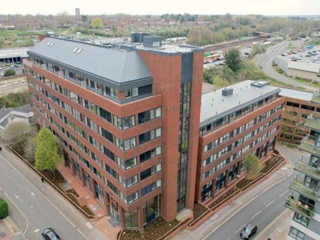 Normandy House, Basingstoke, RG21 2 bed flat to rent £1,490 pcm £344 pw