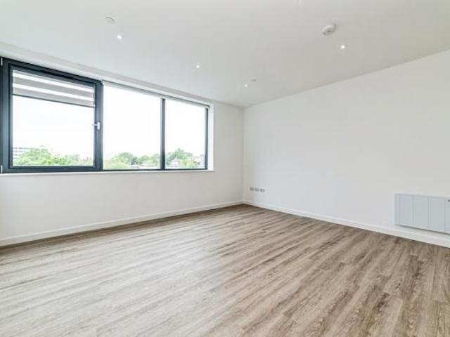 Normandy House, Basingstoke RG21, 2 bed property to rent, £1,375 pcm | PrimeLocation