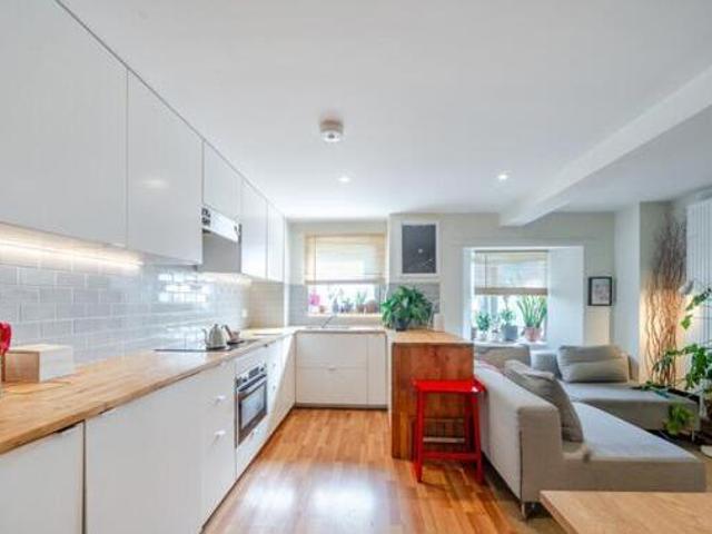 Normandy Place, Bourbon Lane, 1 Bedroom Flat