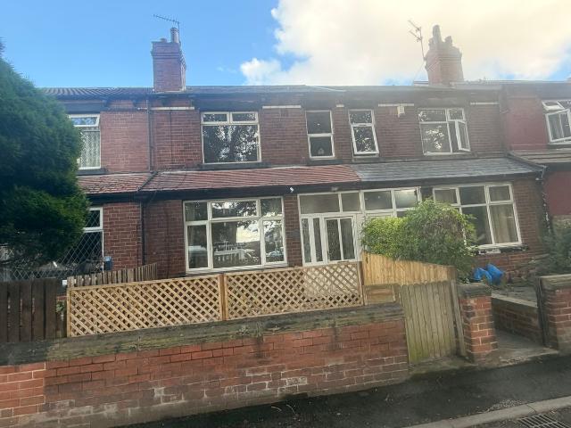 Noster Hill, Leeds LS11, 3 bed terraced house to rent, £1,100 pcm | PrimeLocation