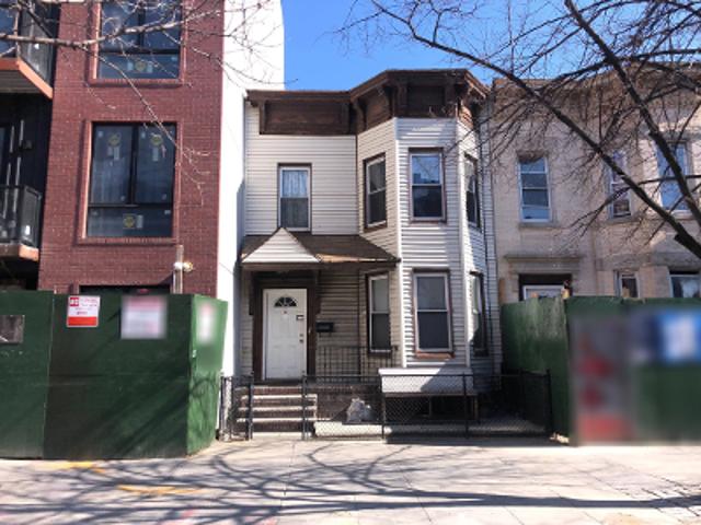 Nostrand Ave