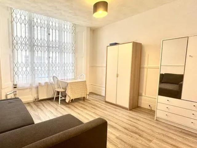 Notting Hill Gate Hotel, 7 Clanricarde Gardens, London, W2 4JJ, United Kingdom | 1 bed house for rent #167549341 | Rentberry