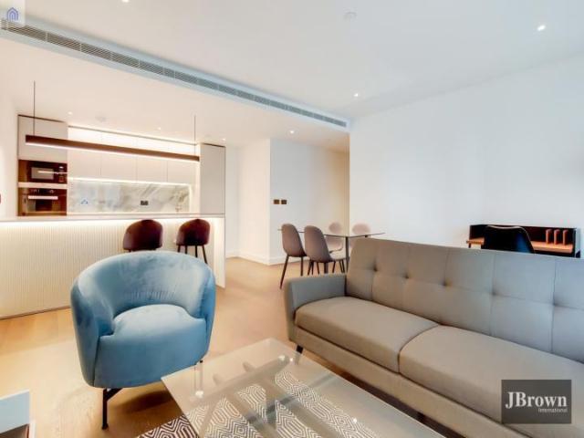 Notting Hill, Fountain Park Way. 2 bed apartment to rent £3,750 pcm £865 pw