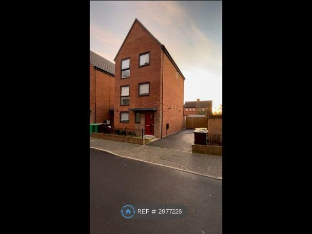 Nottingham, Nottingham NG2, 4 bed detached house to rent, £1,650 pcm | PrimeLocation