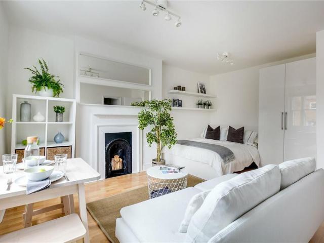 Nottingham Place, Marylebone W1U Studio to rent £3,878 pcm £895 pw