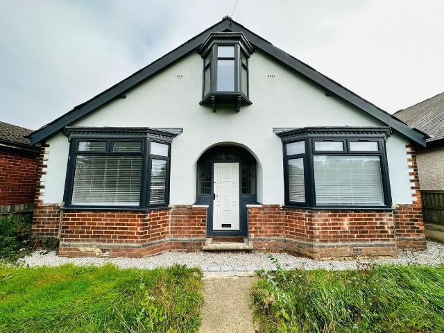 Nottingham Road, Alfreton DE55, 3 bed detached house to rent, £1,100 pcm | PrimeLocation