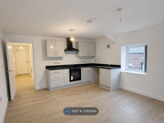 Nottingham Road, Derbyshire DE7, 2 bed flat to rent, £700 pcm | PrimeLocation