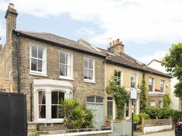 Nottingham Road, London, 3 Bedroom Semi detached