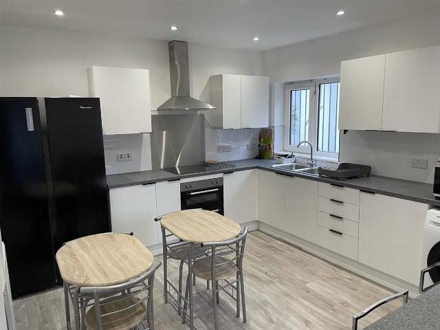 Nottingham Road, Mansfield, Nottinghamshire NG18, Room to rent, £412 pcm | PrimeLocation