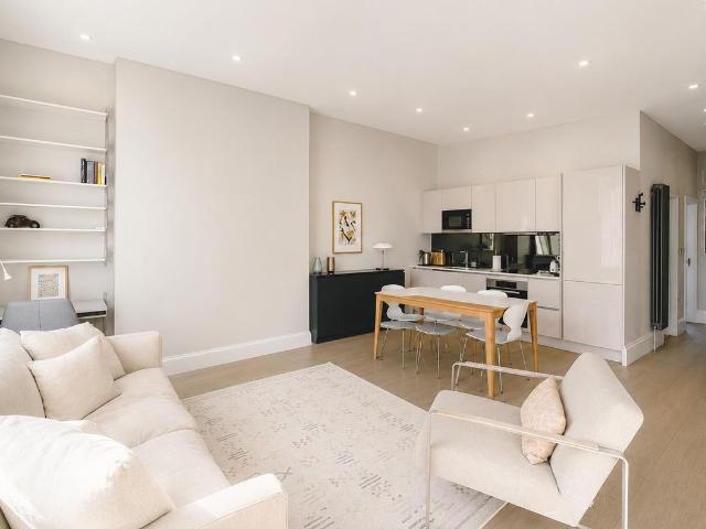 Nottingham Terrace, Marylebone, London NW1, 2 bed flat to rent, £4,333 pcm | PrimeLocation