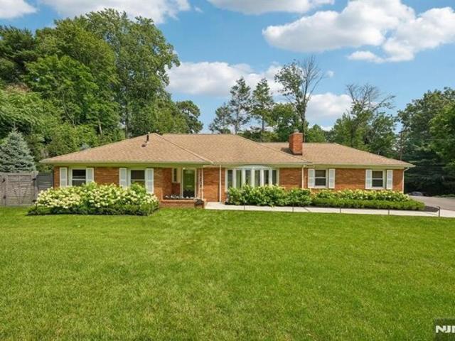 Nottingham Way, Mountainside, Home For Sale