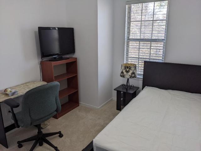 NOT WHOLE HOUSE! Fully FURNISHED room in prime Fa