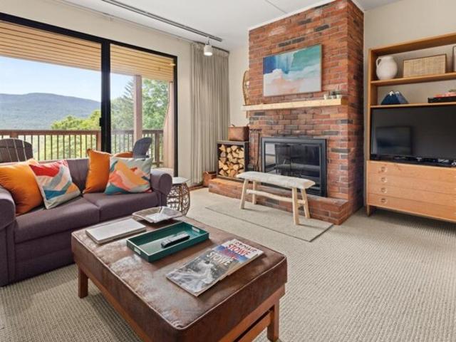 Notchbrook Abc Rd Unit,stowe, Condo For Sale