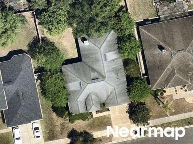 Notre Dame Ln N