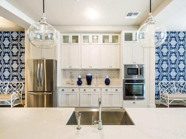 Novus Westshore 3 Bedroom Apartment for Rent at 4310 W Spruce St, Tampa, FL 33607 Carver City Lincoln Gardens