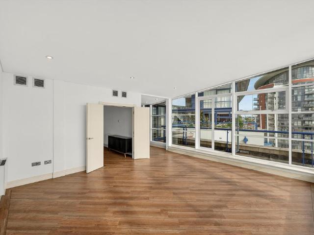 Nova Building, Newton Place, London. 2 bed flat to rent £2,925 pcm £675 pw