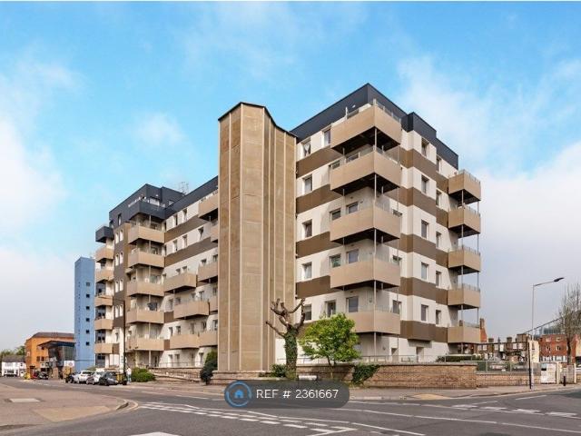 Nova House, Slough SL1, 1 bed flat to rent, £1,299 pcm | PrimeLocation