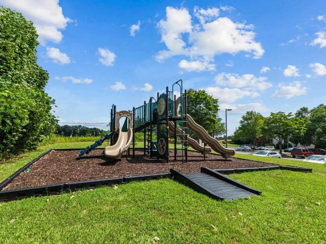 NOVA Lake Norman 1 Bedroom Apartment for Rent at 130 Nile Cir, Mooresville, NC 28117