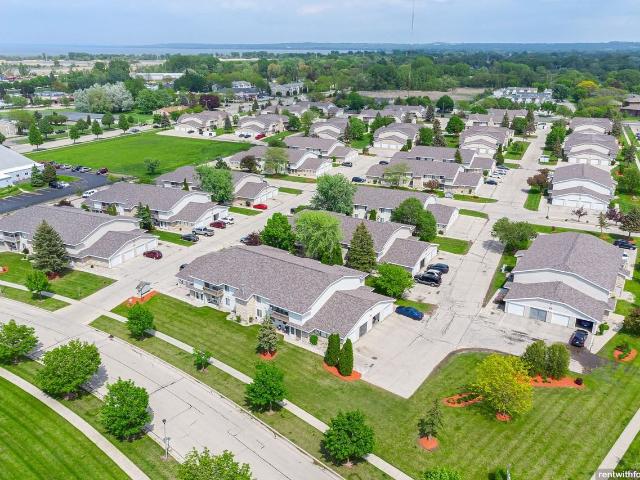 Nova Townhomes 2 Bedroom Apartment for Rent at 432 N Peters Ave, Fond Du Lac, WI 54935