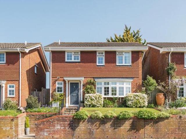 Novar Close, Orpington, 3 Bedroom Detached