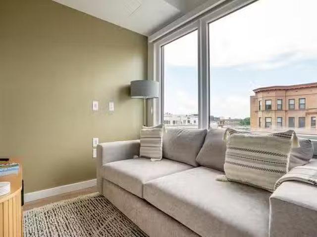 Novel 14, 2601 14th St Northwest, Columbia Heights 1 Bedroom.